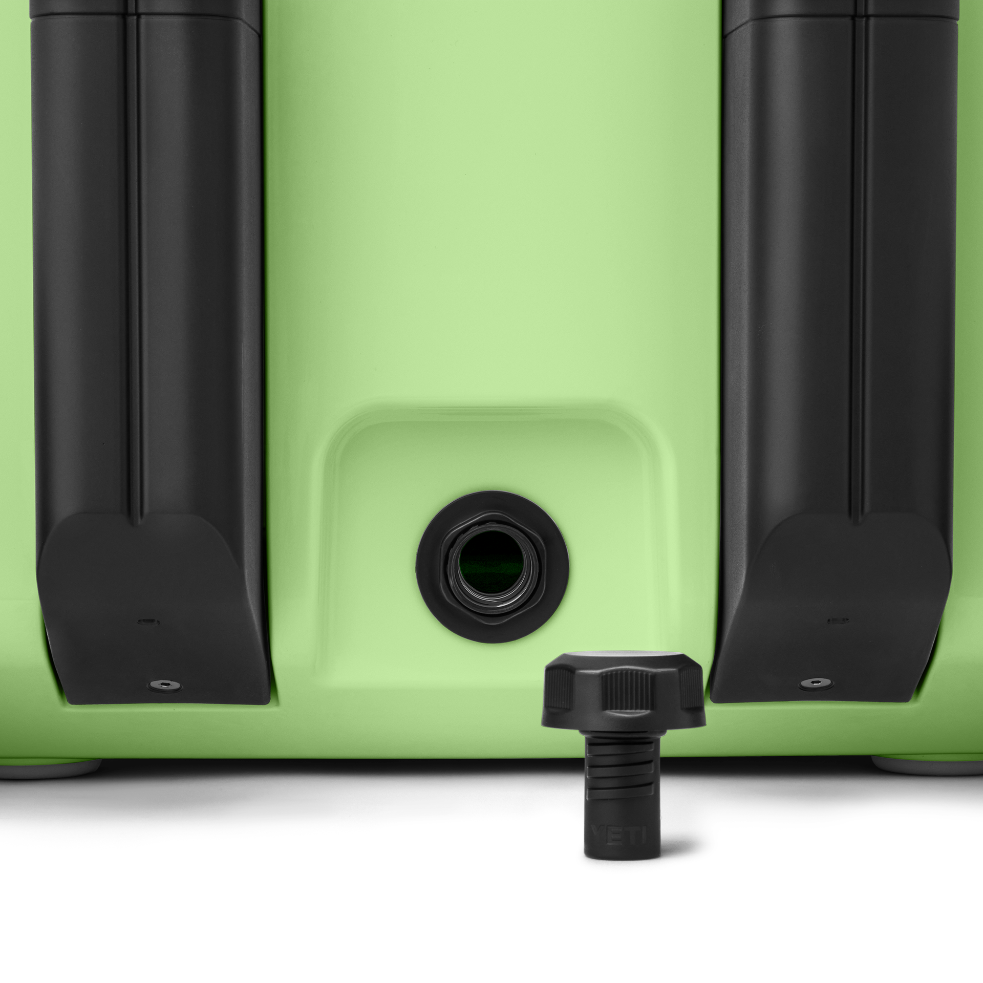 YETI Roadie 32 - Rolling Cooler With Wheels